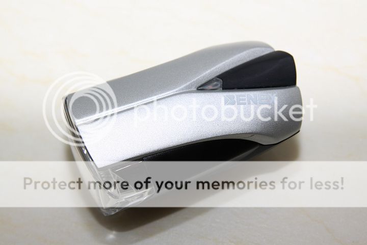 Trelock LS 950 vs Benex ET-3171-R vs Roxim RX5 德規車燈亂鬥 - Mobile01