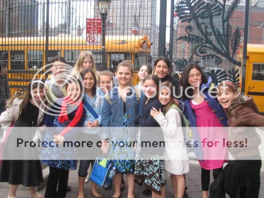 P.S. 89’s Graduating Class of 2007 | Life On The Estancia