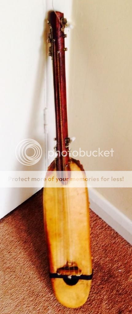 The West & North African Instruments thread - Ngoni / Xalam / Oud etc ...